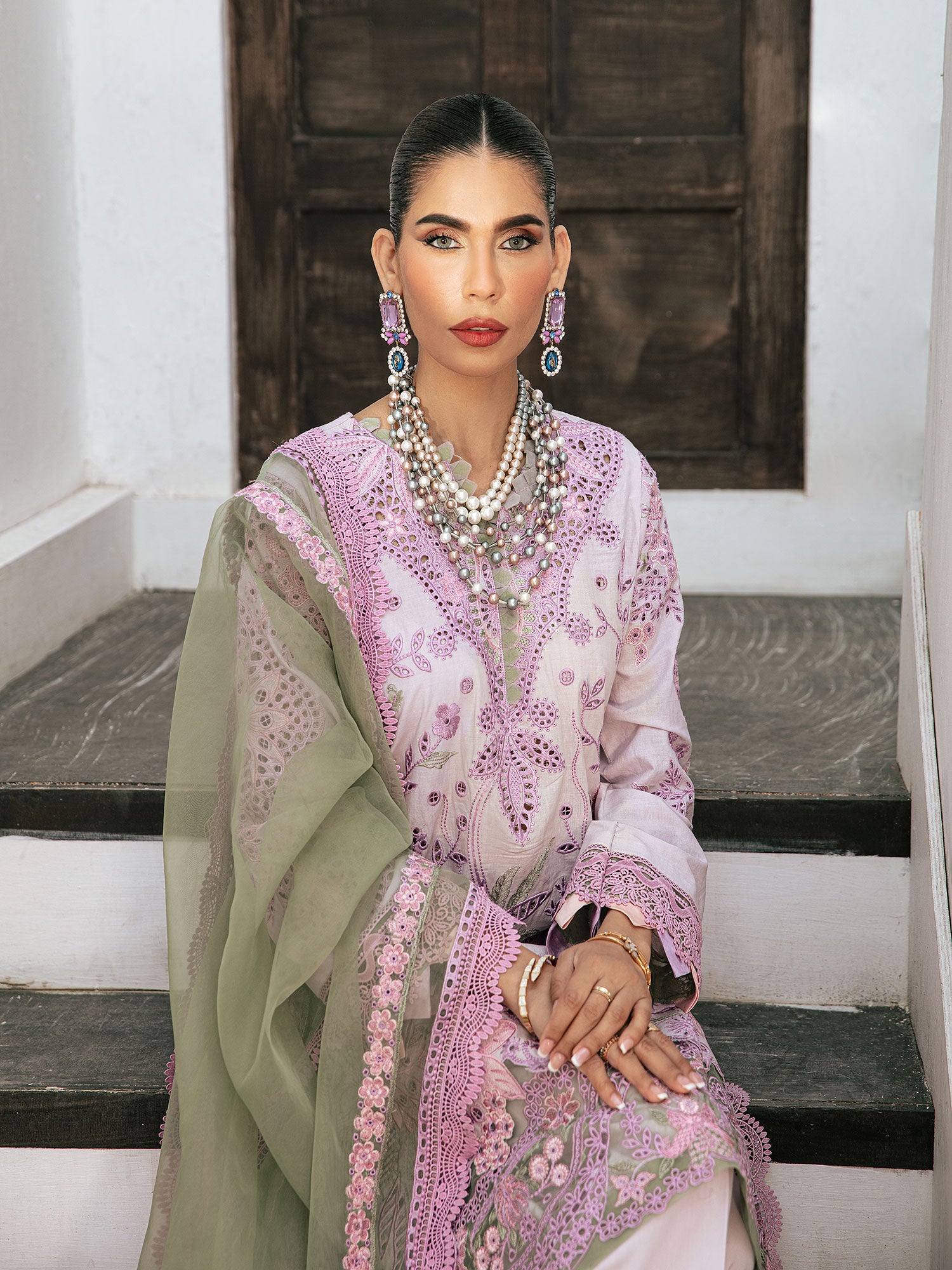 AYZEL – Maryam Hussain